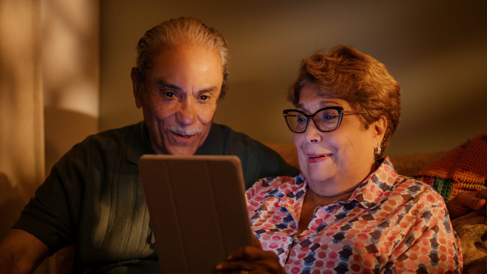 Illinoisians - Stream Smart, Save Big with Comcast's New StreamSaver Bundle | Comcast Greater ...