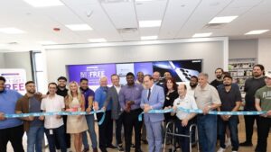 Comcast Opens New Xfinity Store in Schaumburg | Comcast Greater Chicago Region